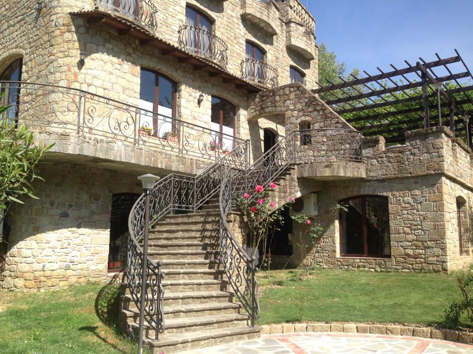 Kështjella M&D - Ndroq