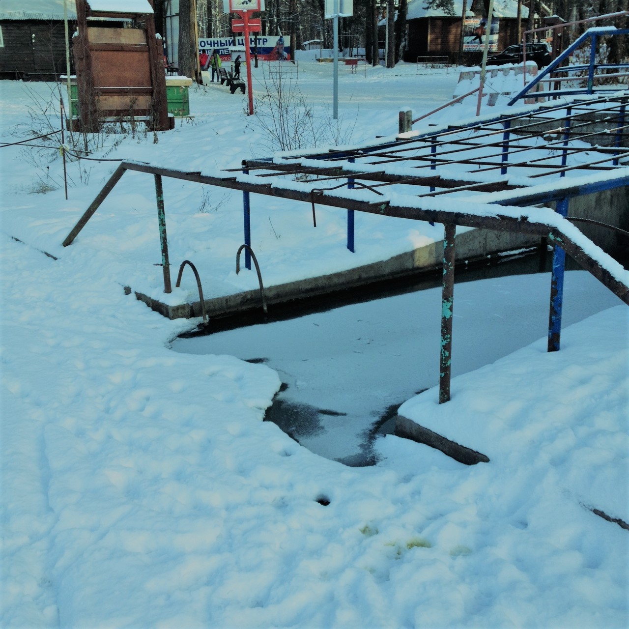 Active dam of pond - Moscow