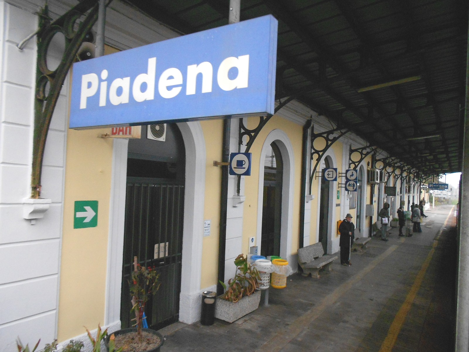 Stazione di Piadena