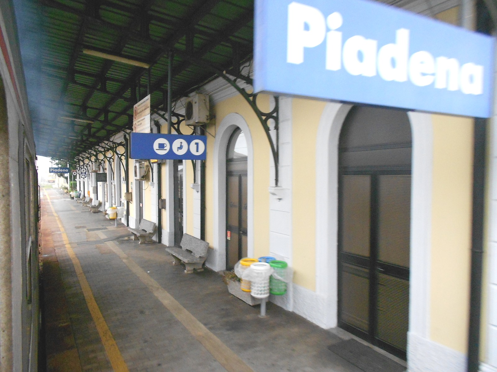 Stazione di Piadena