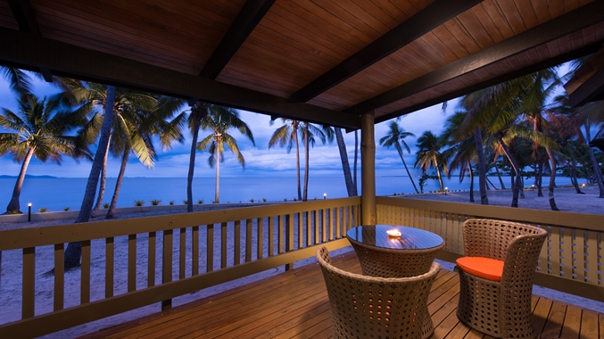 DoubleTree Resort by Hilton Hotel Fiji - Sonaisali Island