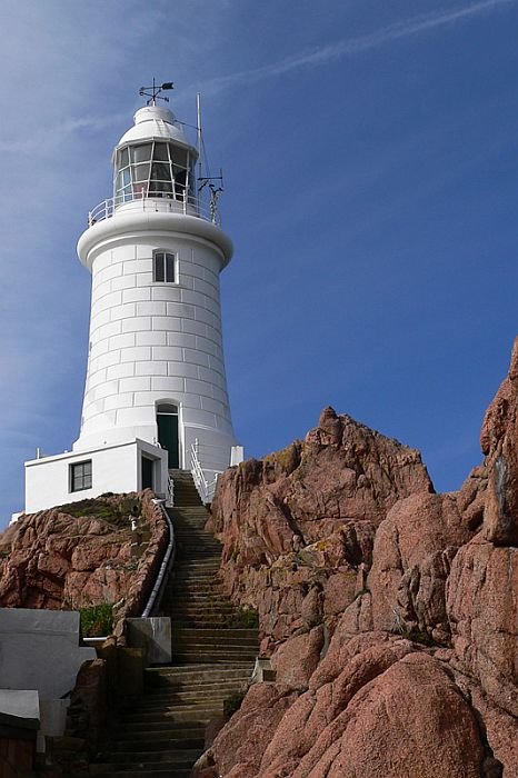 La Corbière Lighthouse | tourist attraction