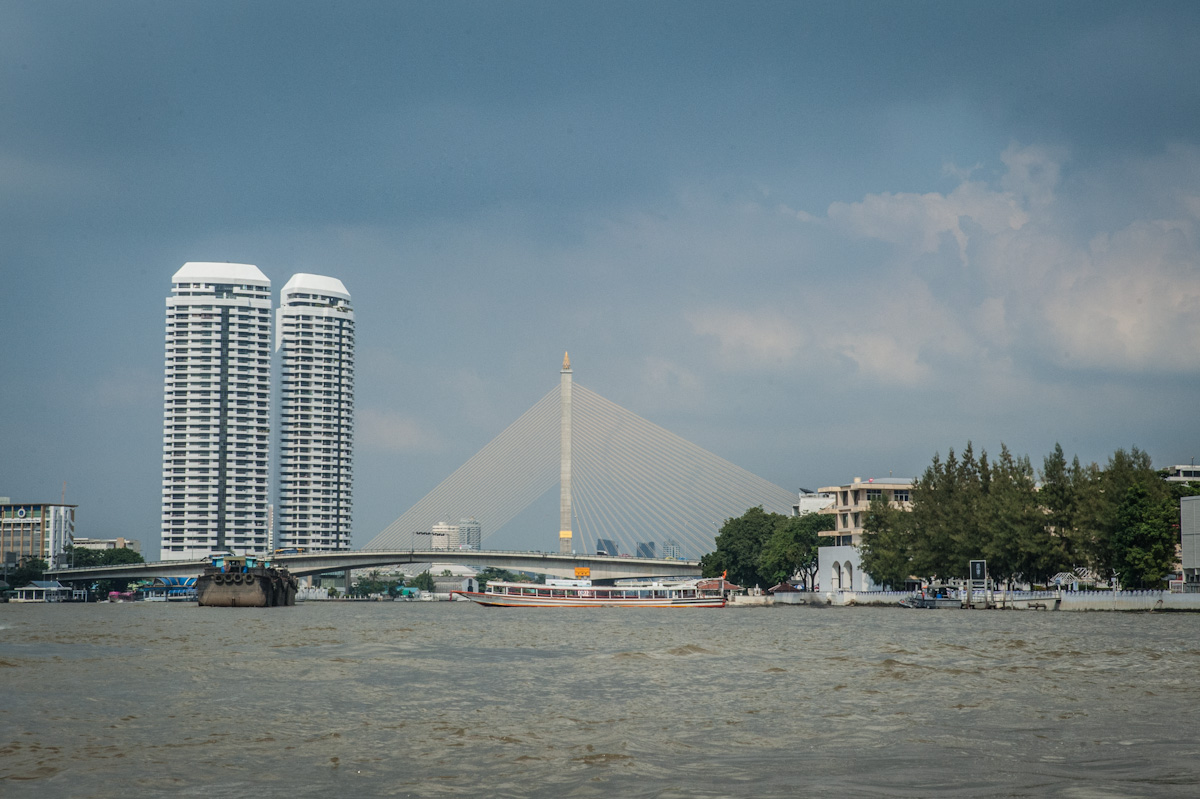 Rama VIII Bridge