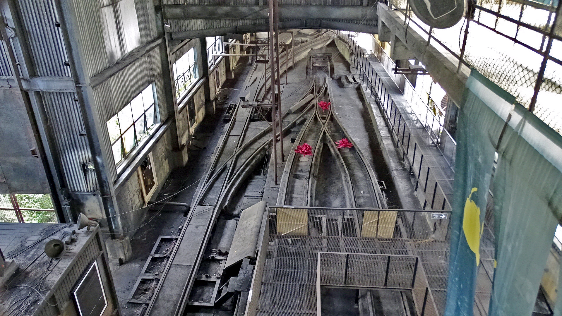 Samtan Art Mine Rail by Museum