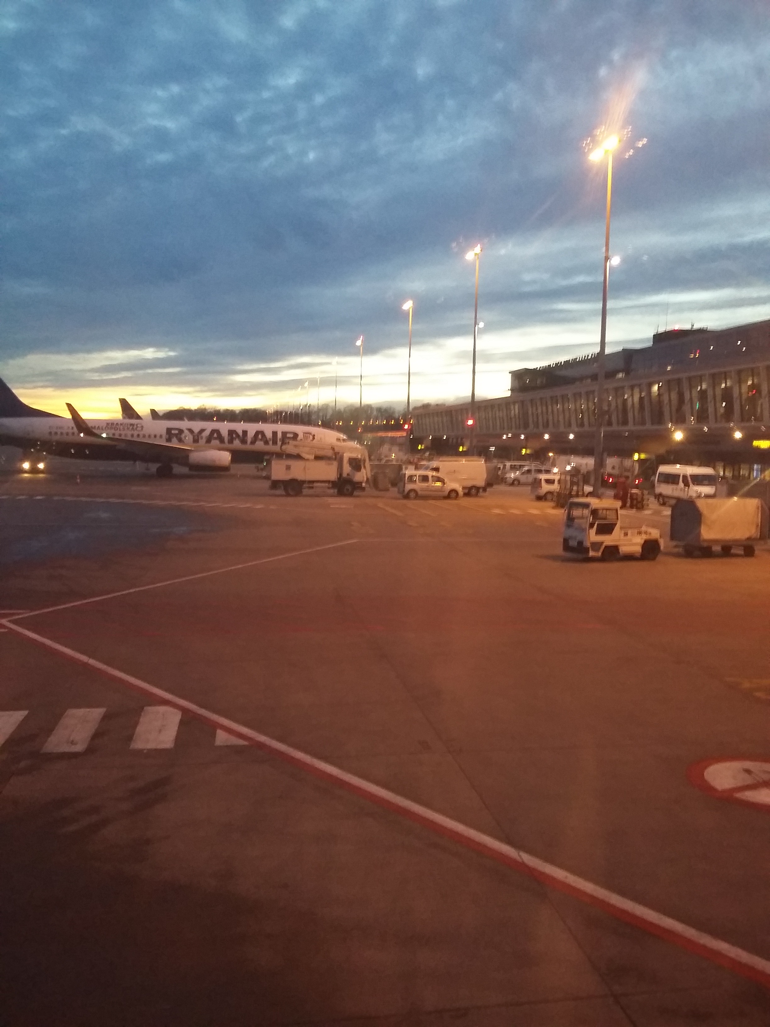 Aéroport de Charleroi Bruxelles-Sud - Charleroi