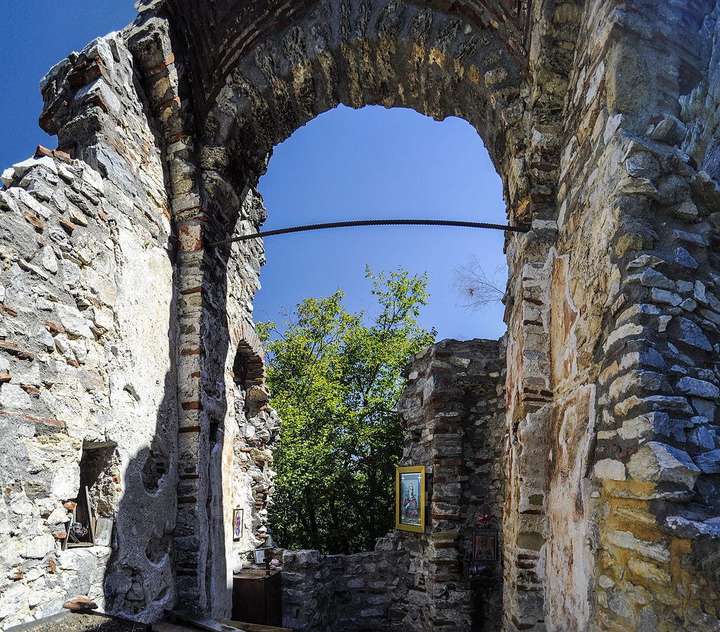 Church St. Domenica | historic ruins, 14th century construction ...