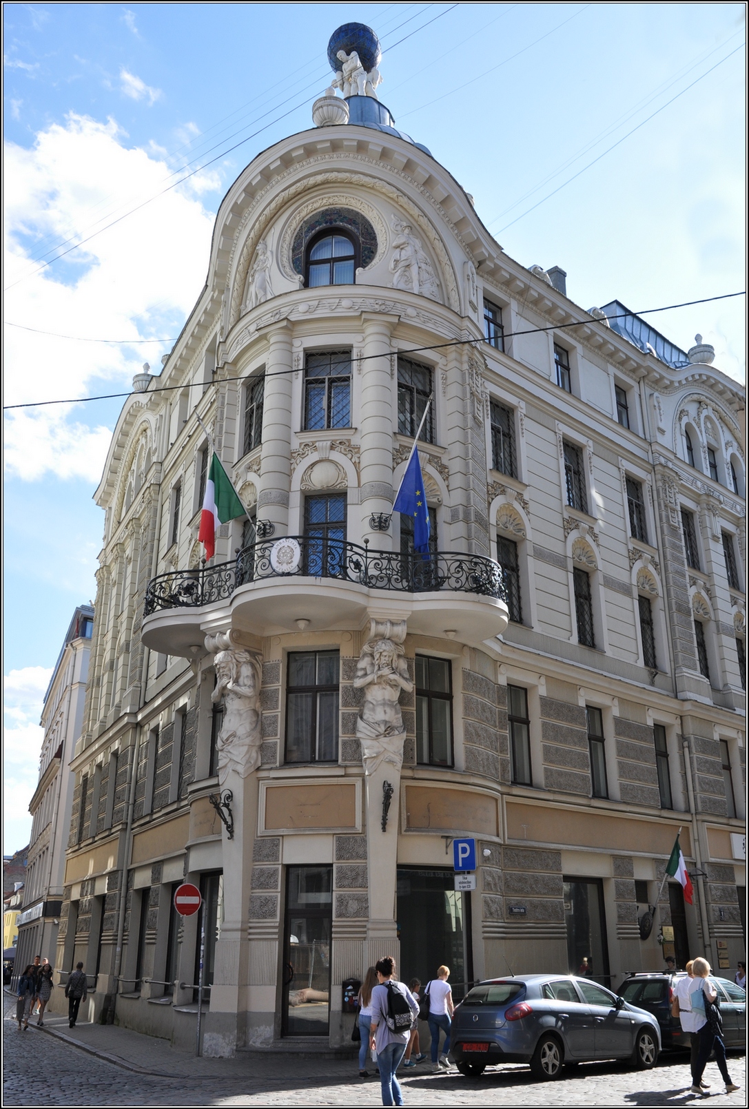 Teātra iela, 9 - Rīga