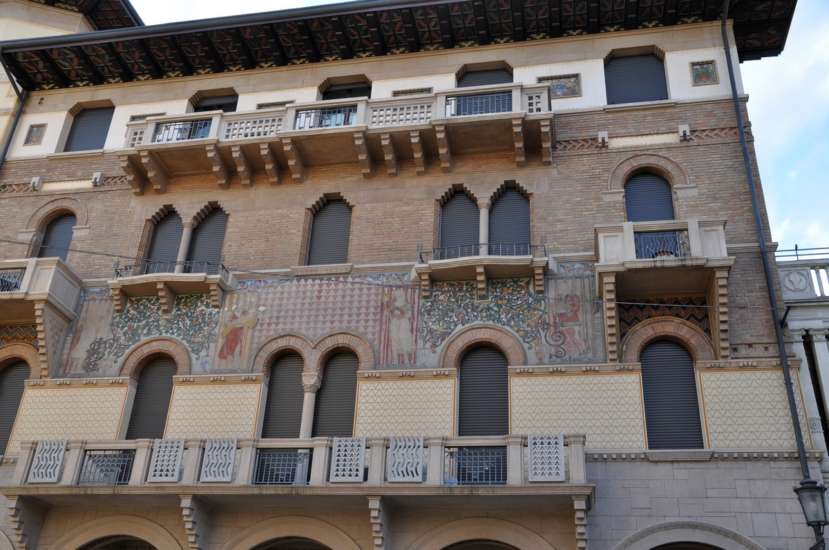Via Beato Luca Belludi, 1-5 - Padova