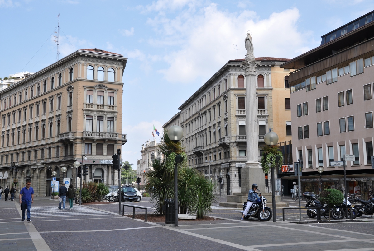 Piazza Garibaldi - Padova