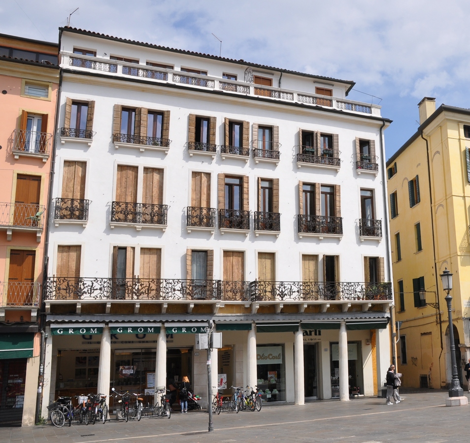 Piazza dei Signori, 33-34 - Padova | edificio
