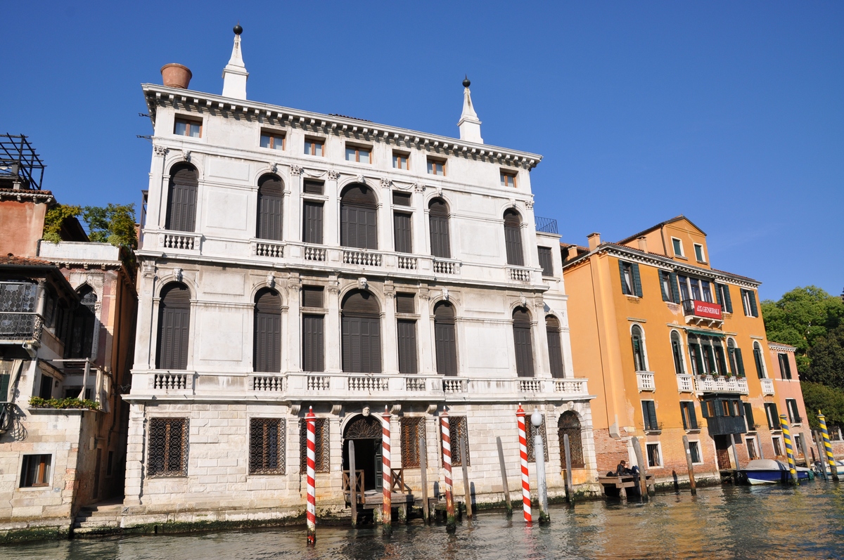 Palazzo Giustinian-Lolin - Venice
