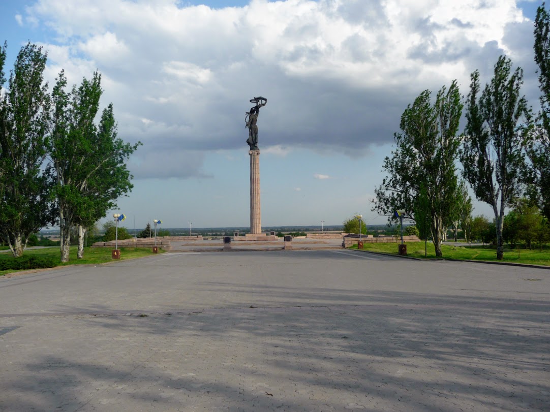 Freedom statue - Kherson