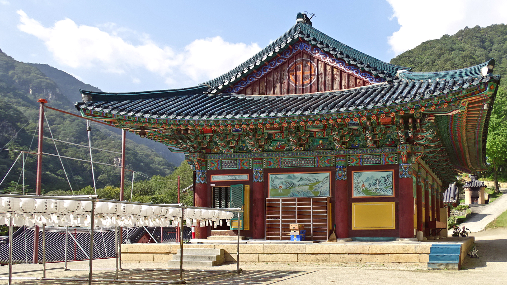 Samhwasa Jeokwangjeon - Donghae City | place of worship