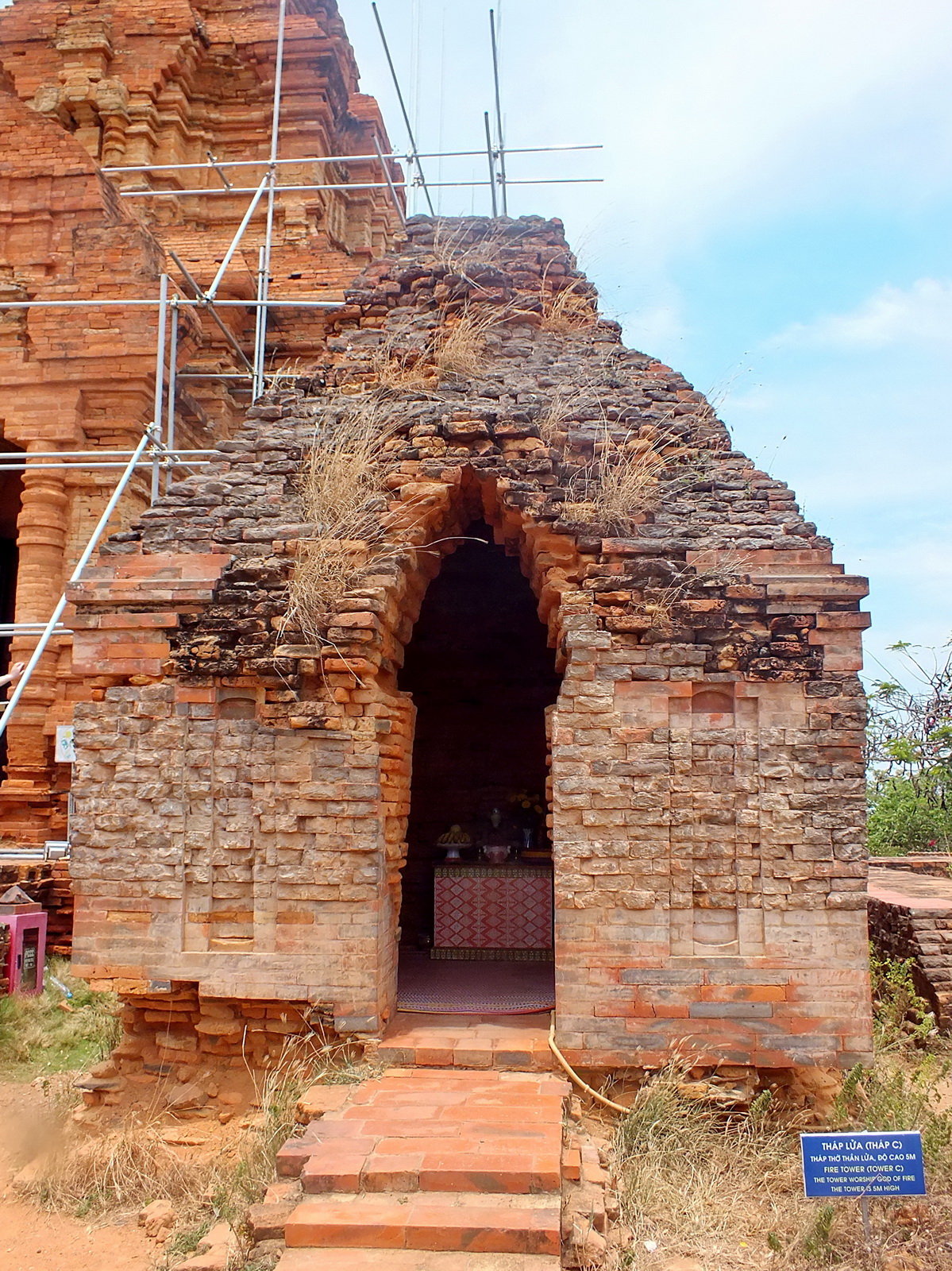 Shrine of Posha Inu - Phan Thiet city