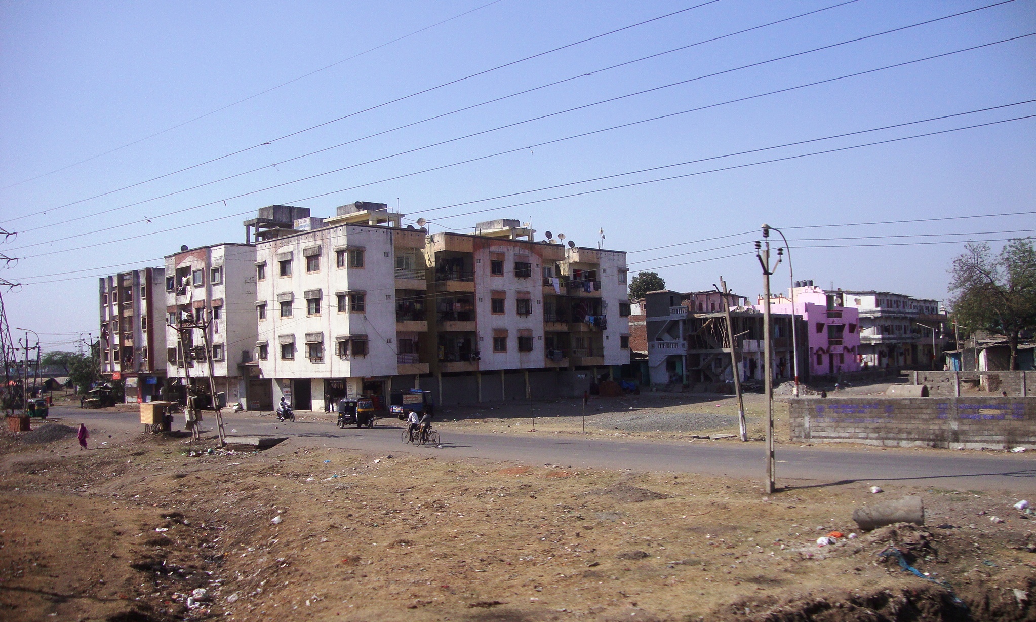 Kailash Mansarovar Complex - Surat