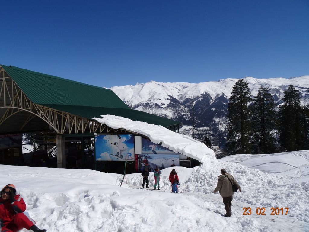 Solang Ropeway - Upper Station