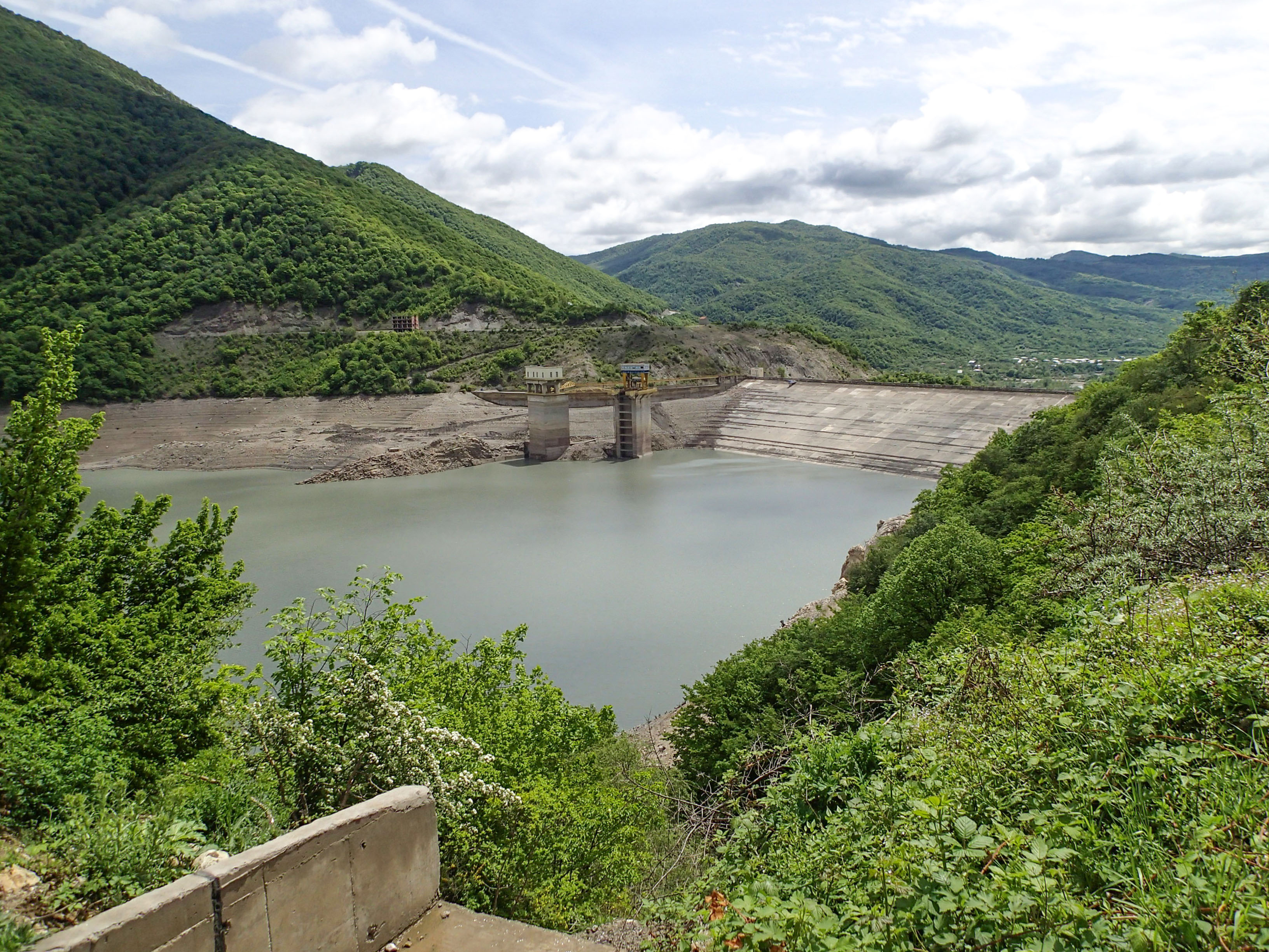 Zhinvali Dam