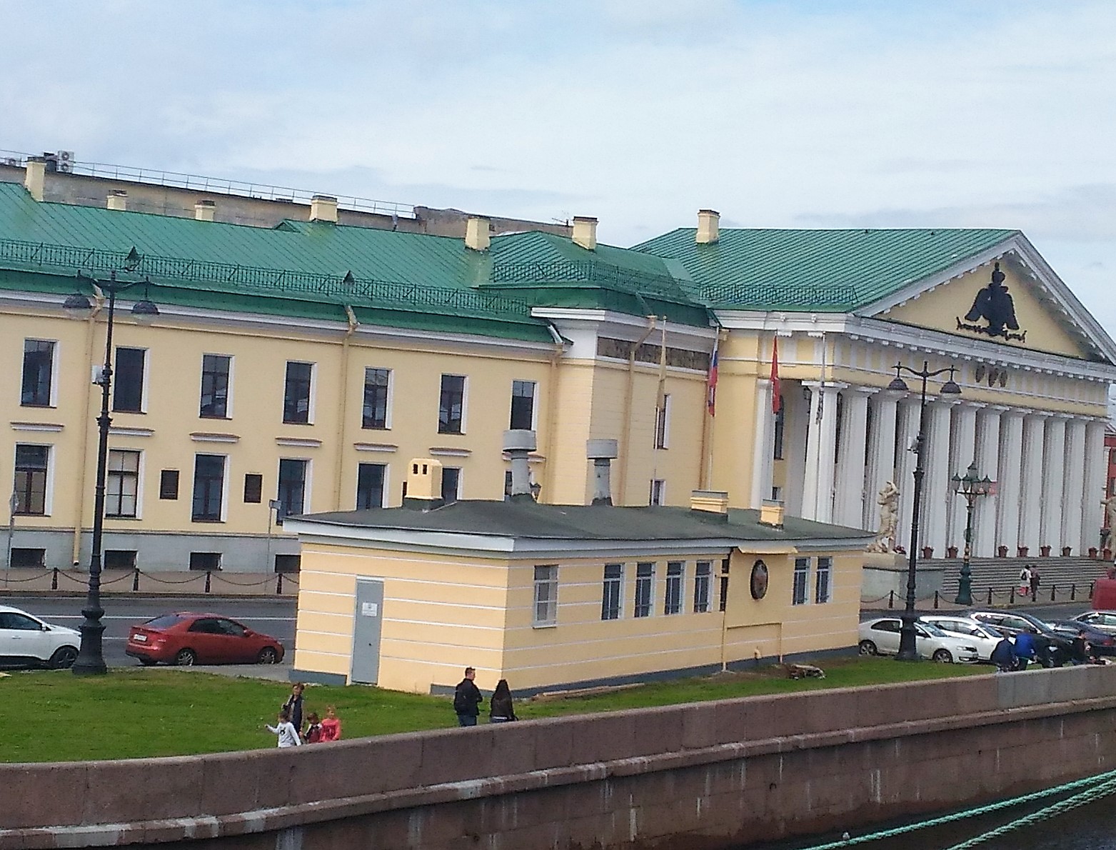 Pumping station - Saint Petersburg naberezhnaya Leytenanta Shmidta, 12