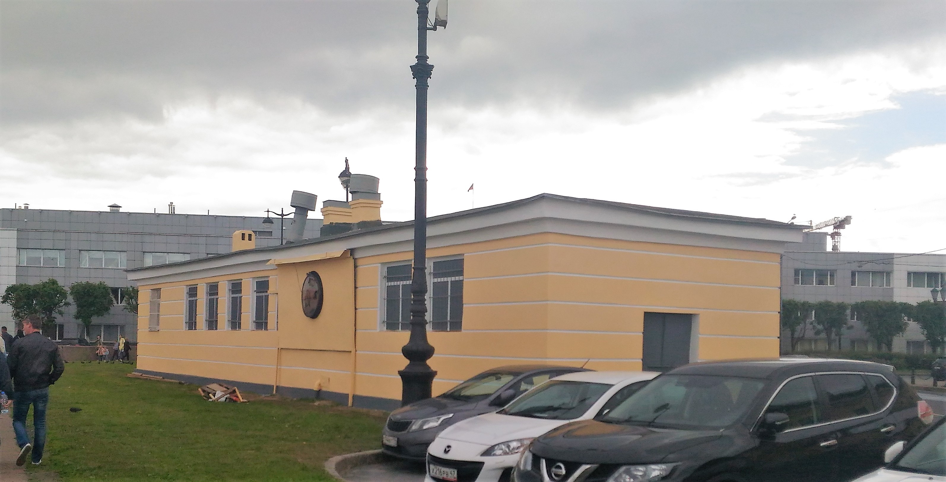 Pumping station - Saint Petersburg naberezhnaya Leytenanta Shmidta, 12