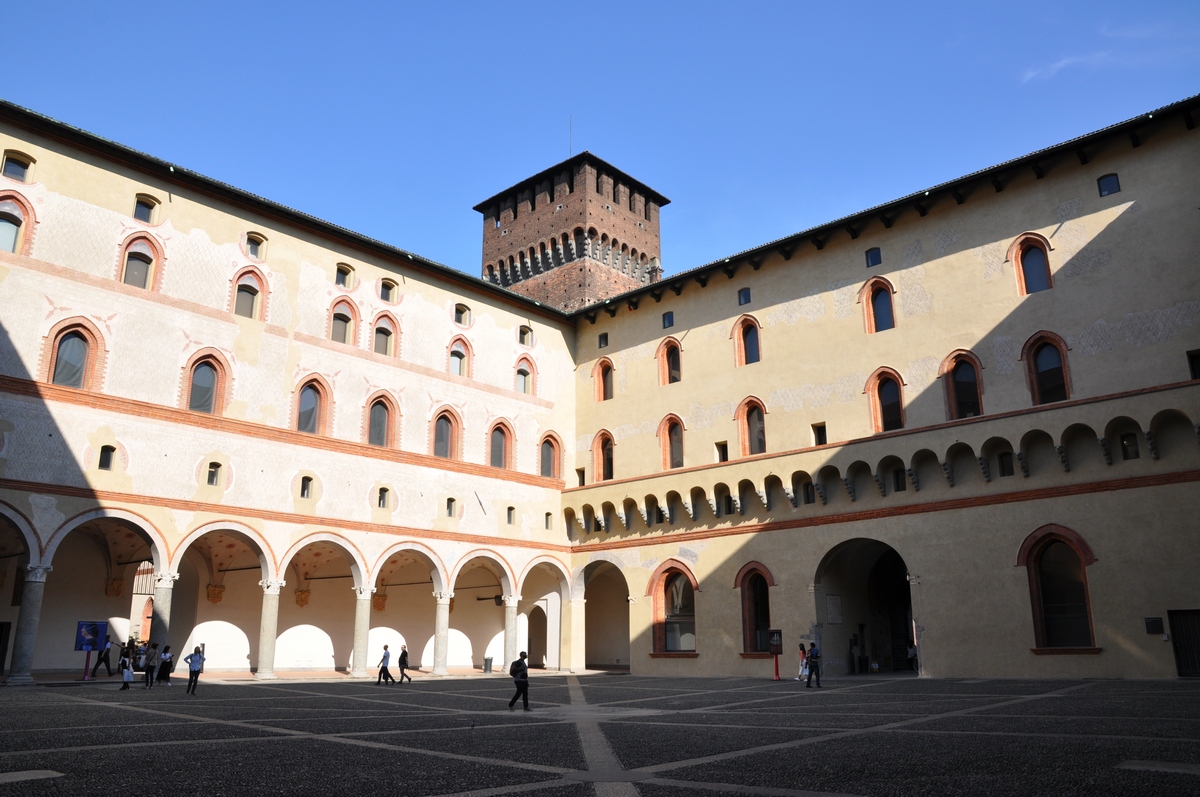 Cortile della Rocchetta - Milan