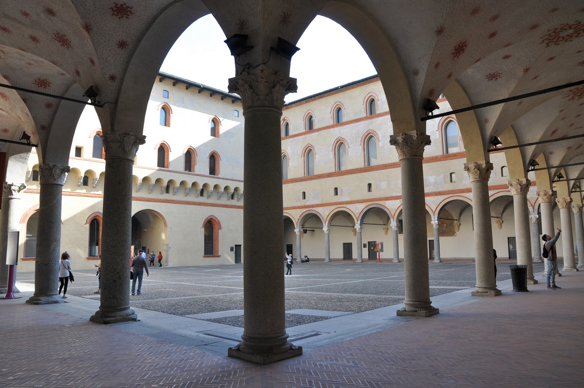 Cortile della Rocchetta - Milan