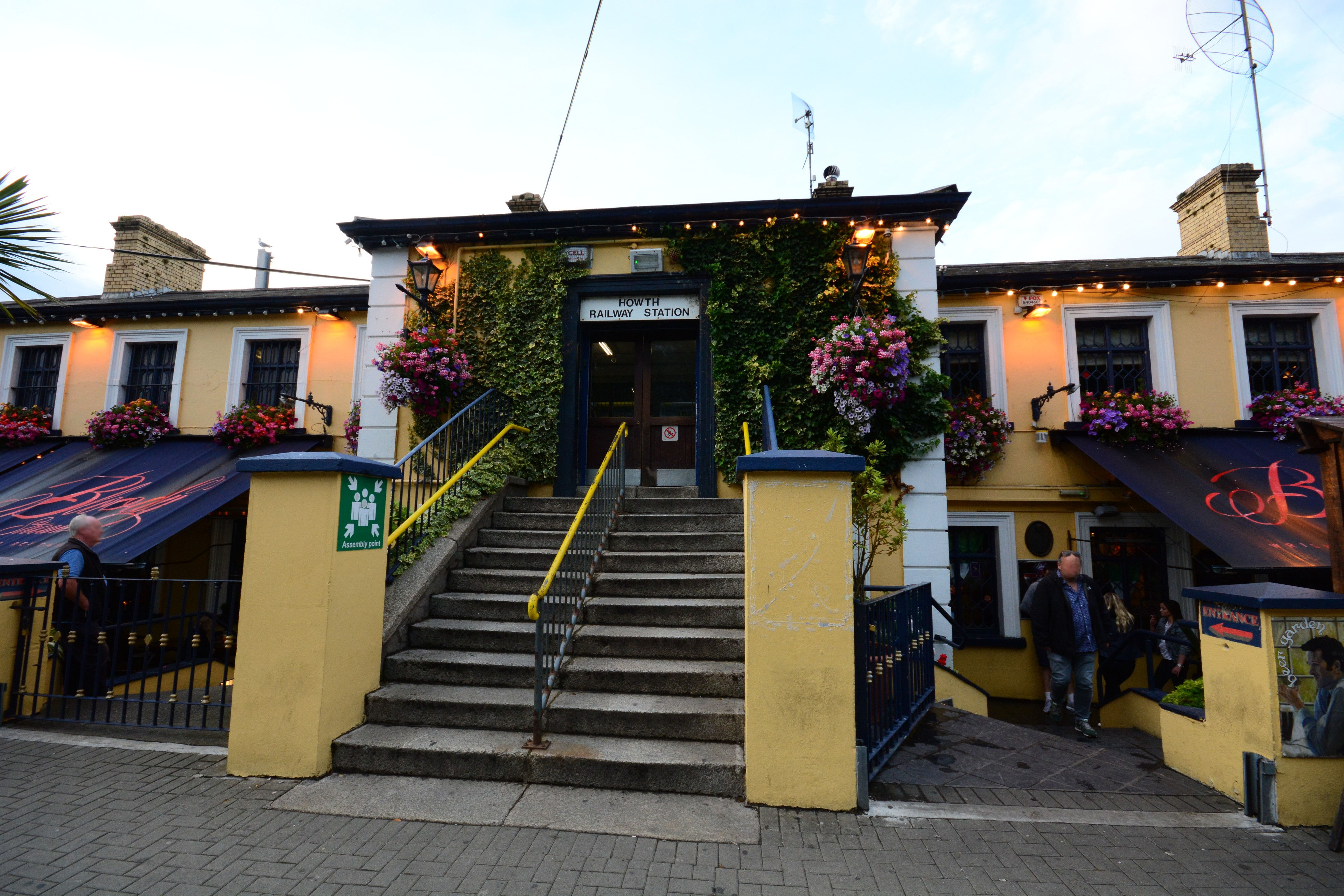Howth railway station DART - Dublin