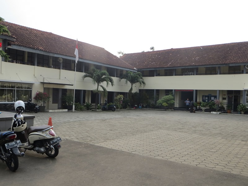 SMA Negeri 4 Bogor - Kota Bogor (English)
