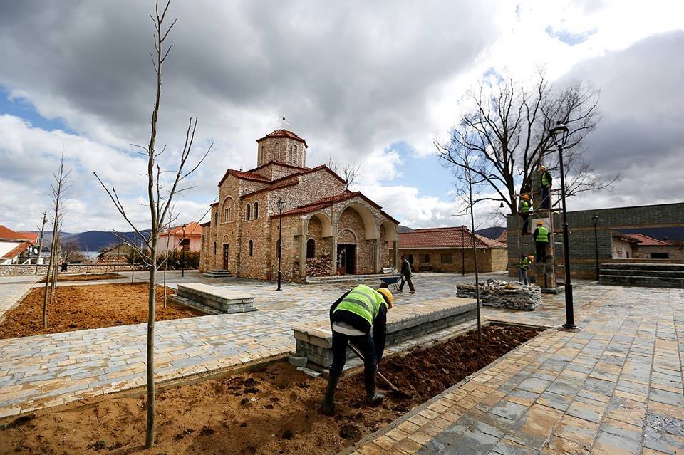 Central square - Pustec