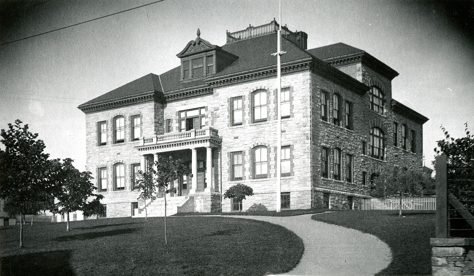 Lenthal School - The 1894 School Condos - Newport, Rhode Island