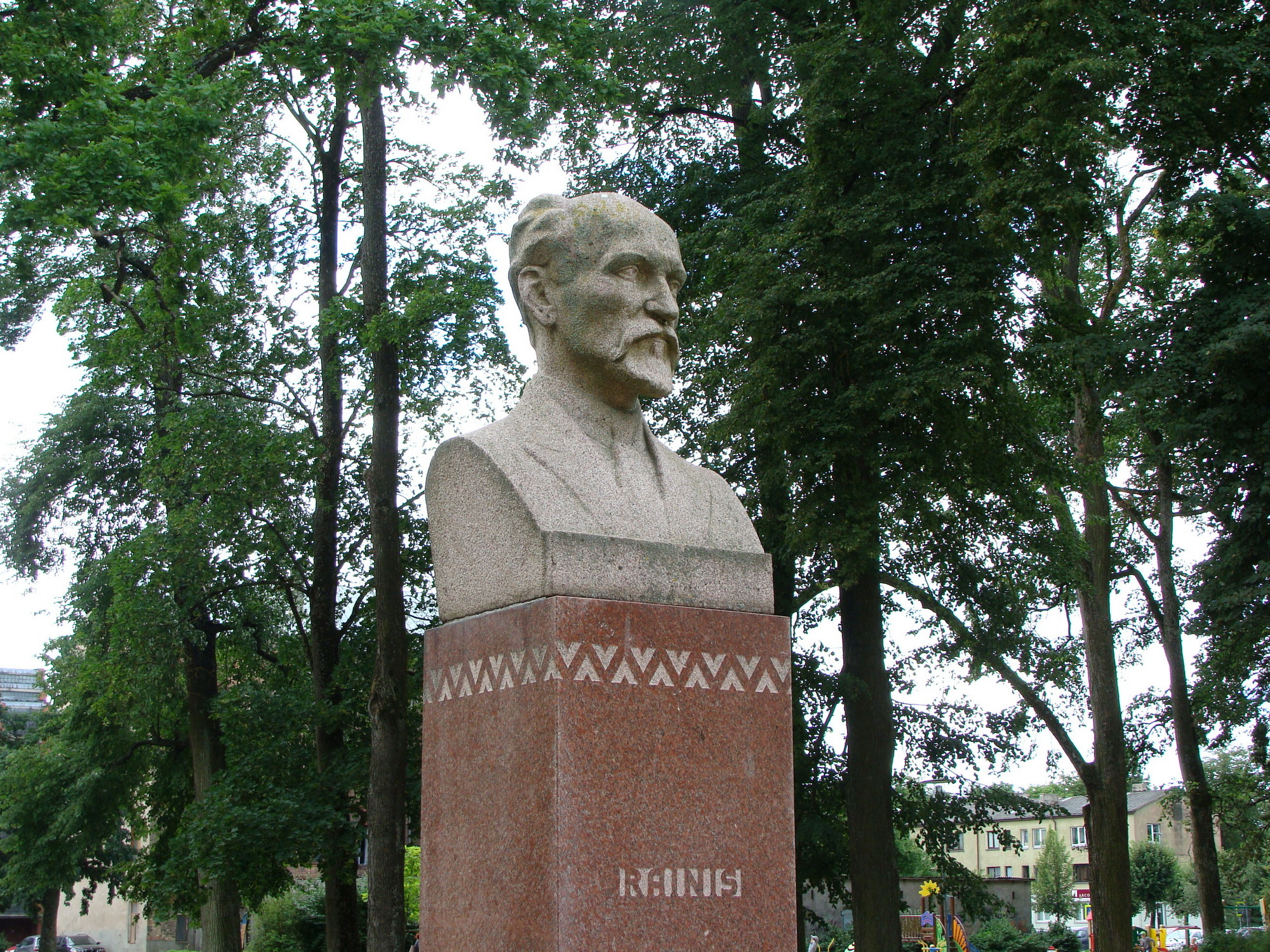 Jāņa Raiņa piemineklis - Jelgava