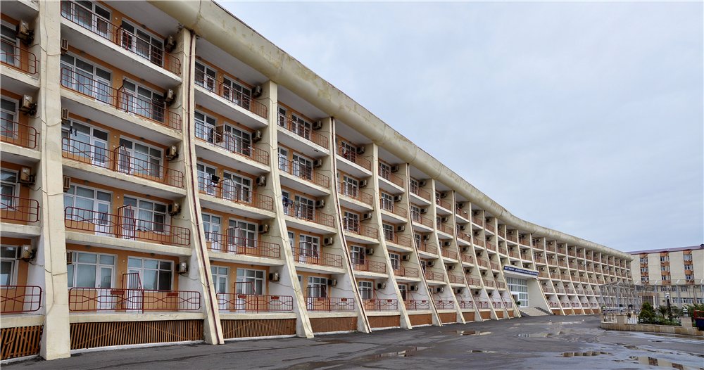 Neft Daşları (Oil Rocks)