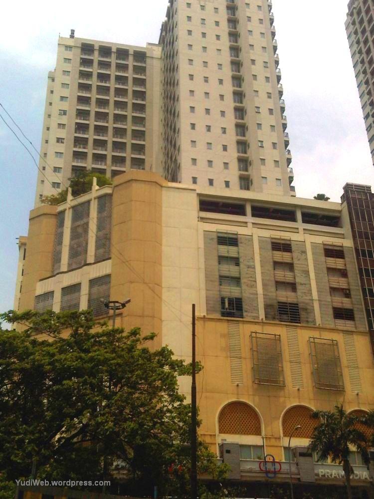Cosmo Residence Building - DKI Jakarta