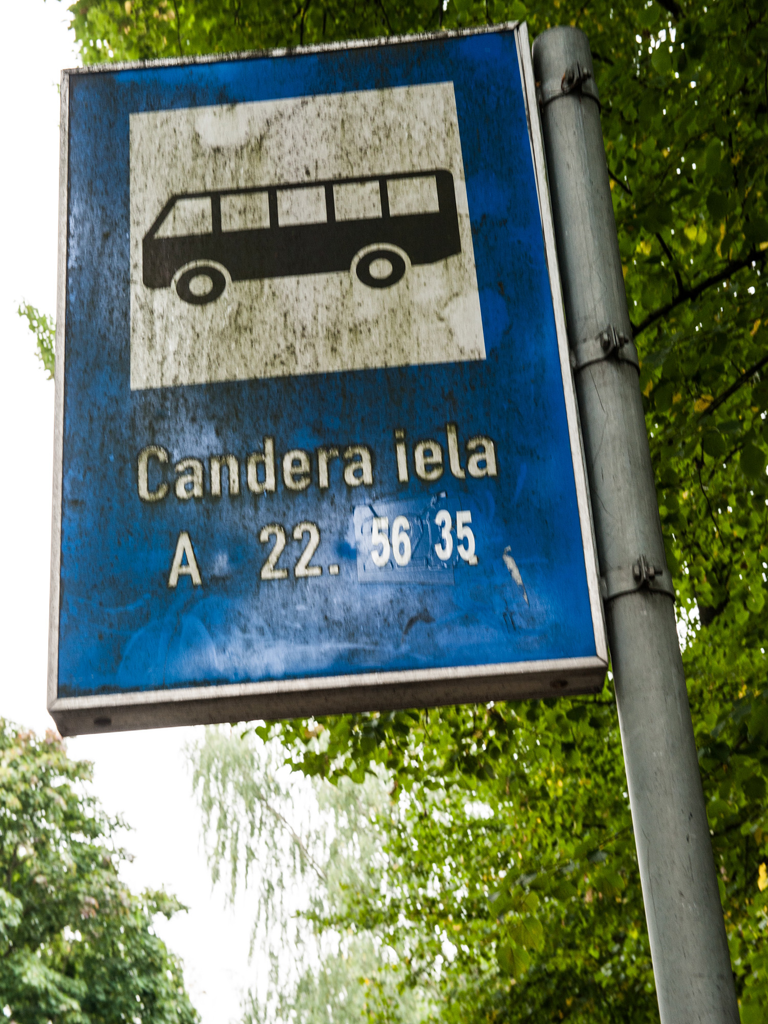 Autobusu pietura "Candera iela" - Rīga