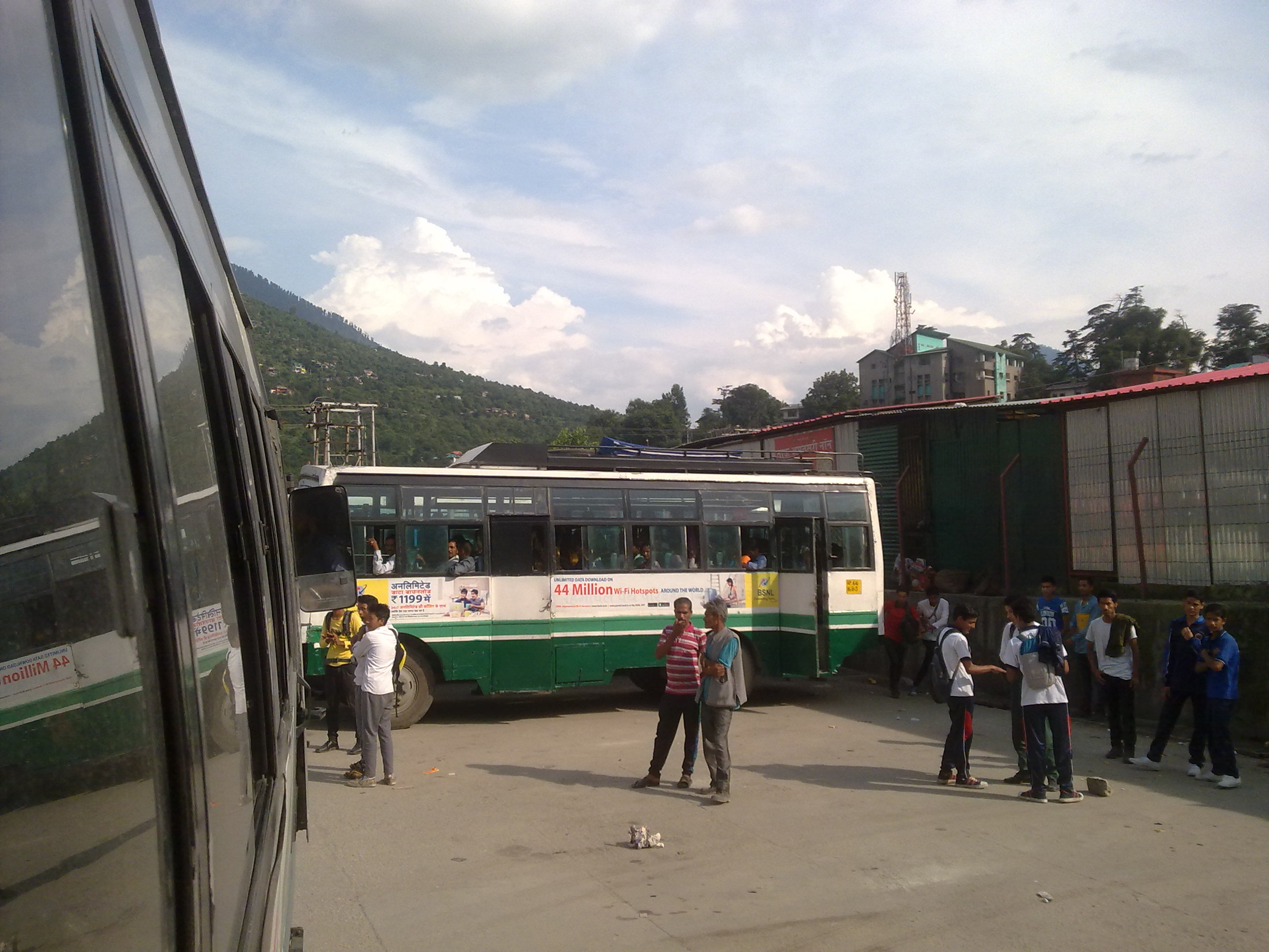 HRTC Bus Stand - Kullu