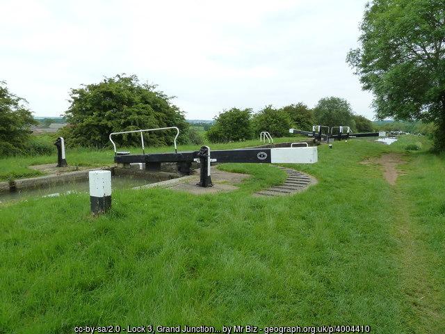 Lock № 3 | lock (water navigation), Grade II Listed (UK)