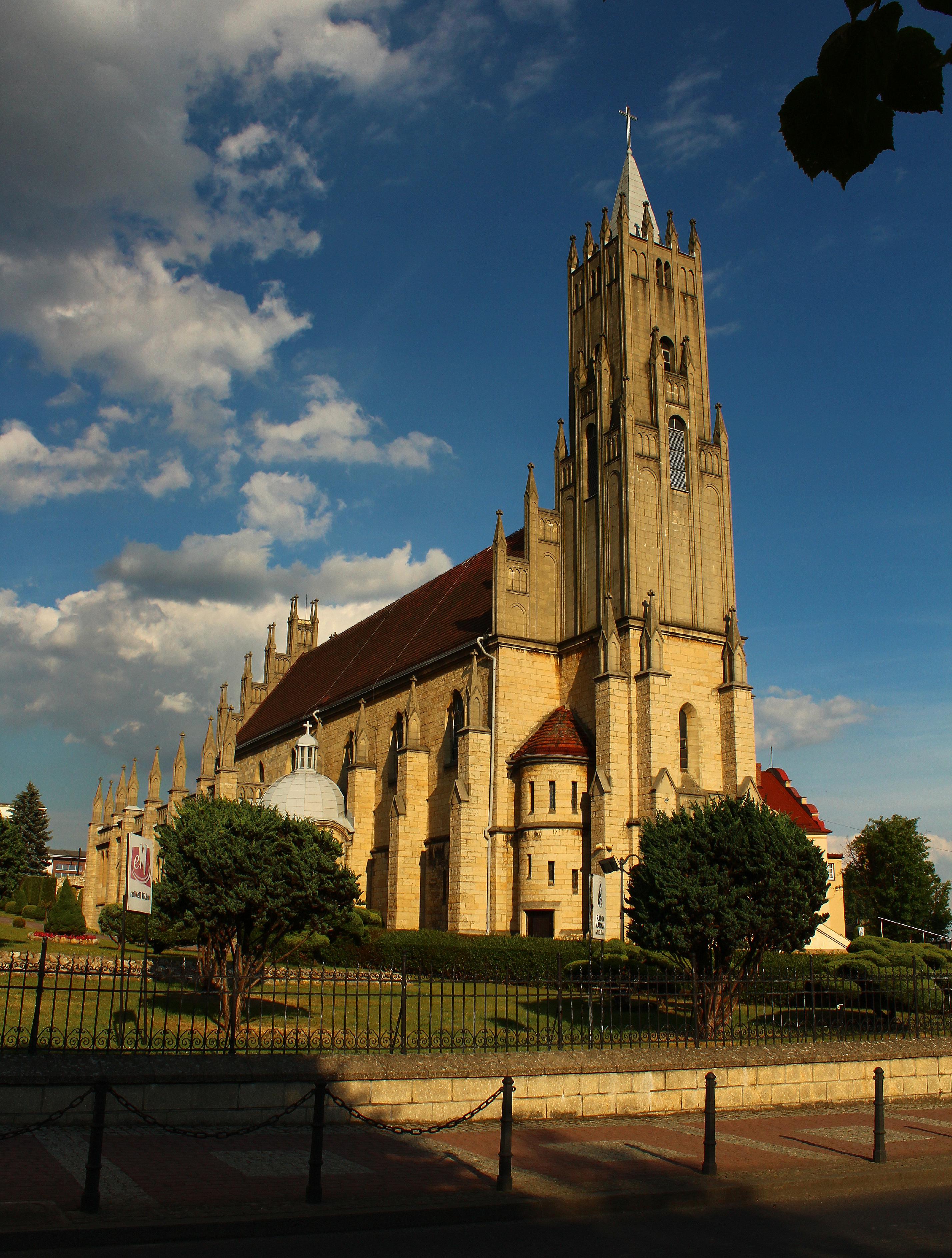 Kościół Matki Boskiej Szkaplerznej - Imielin