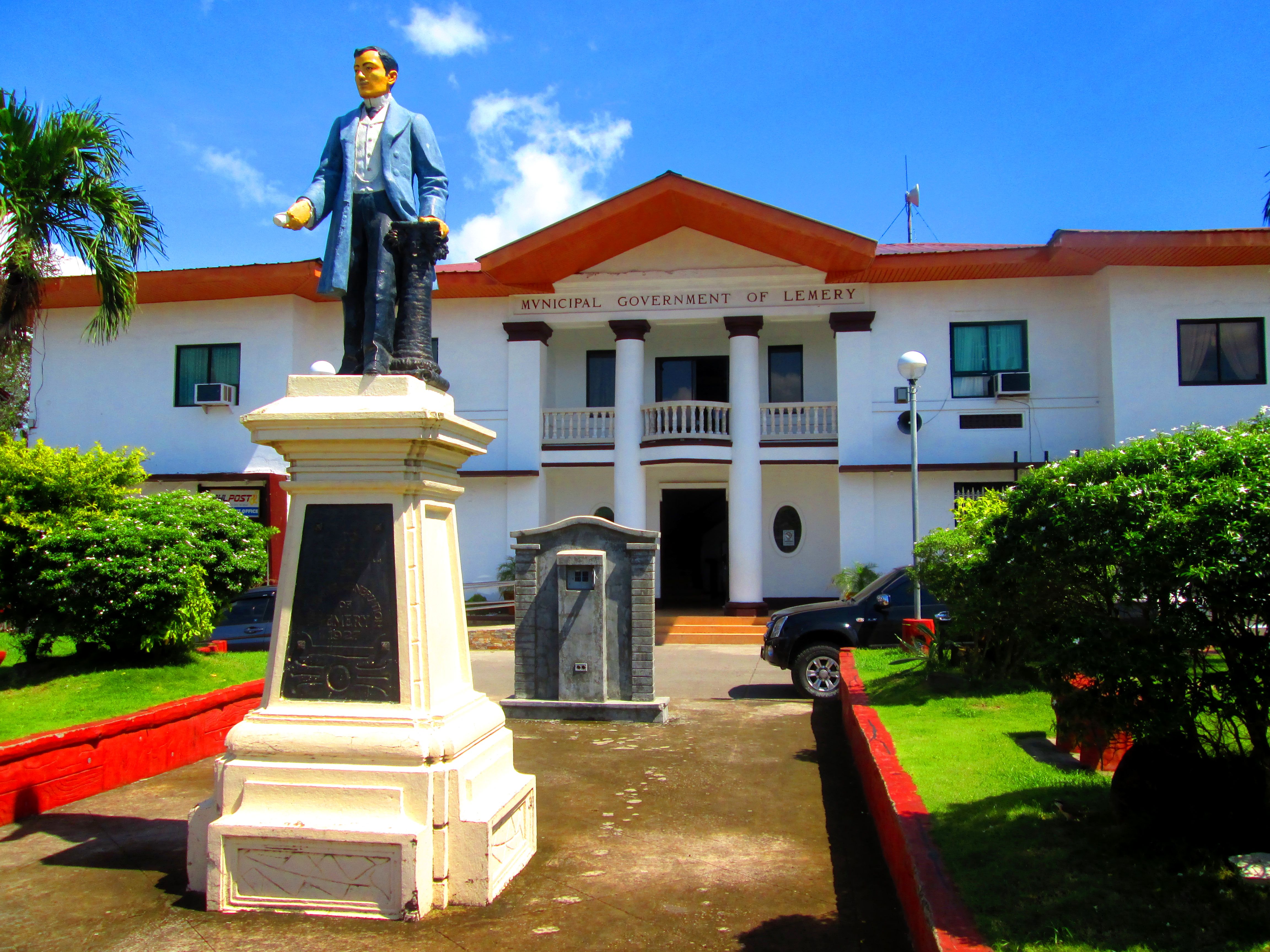 Lemery Municipal Hall - Lemery