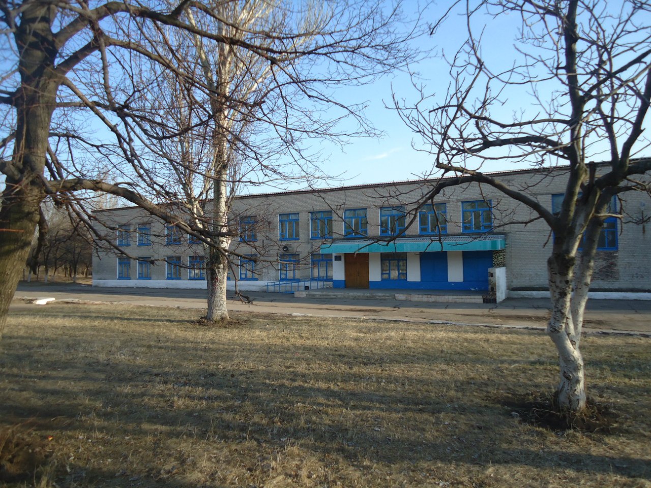 School No. 9 - Toretsk