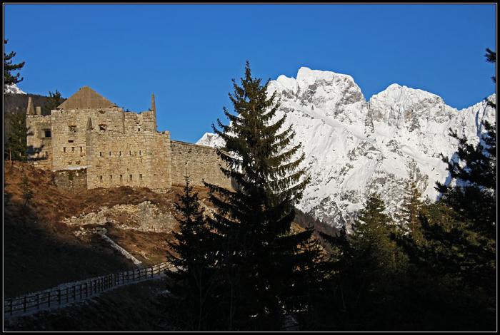 Predel, upper fortress