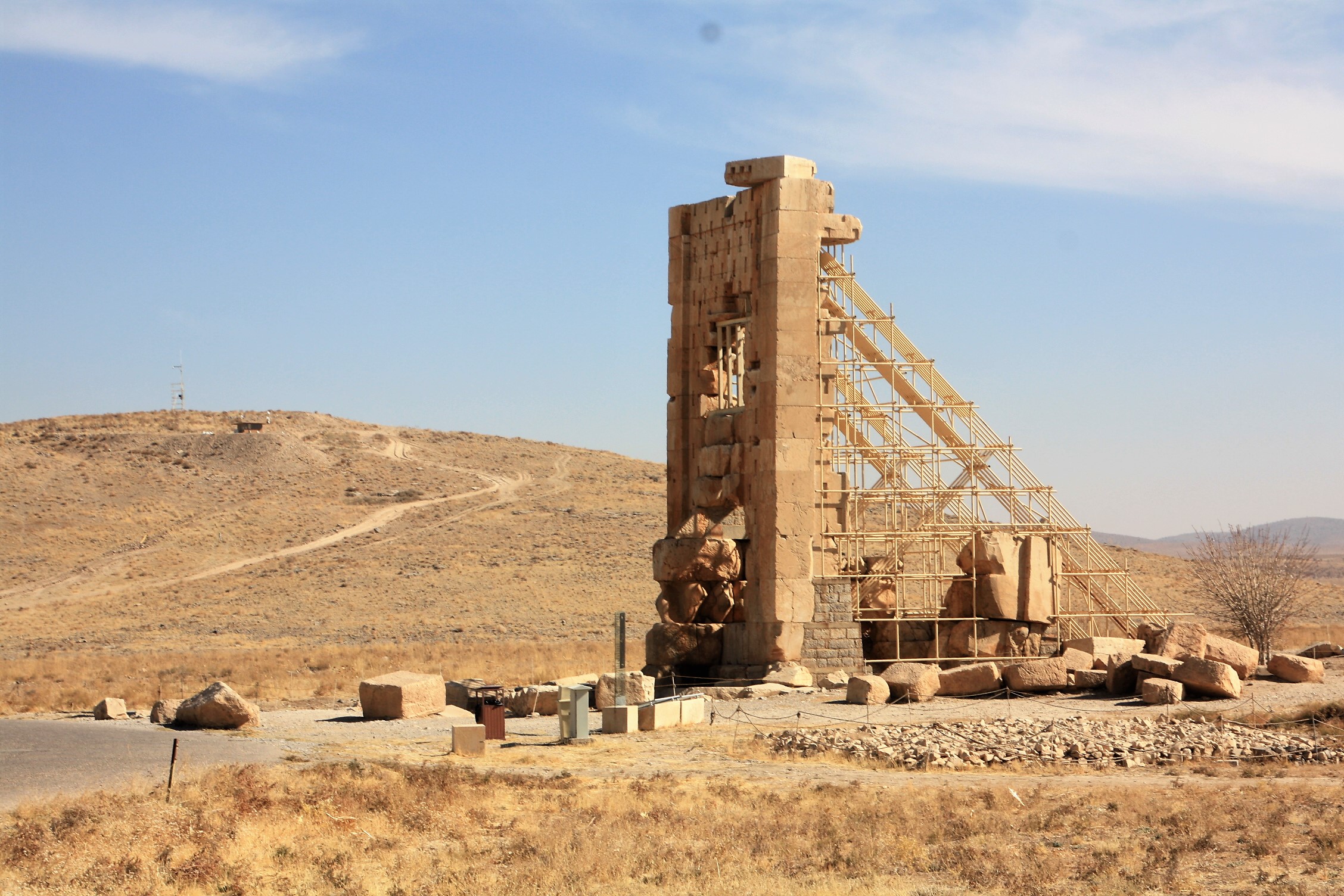 "Zendan-e Soleyman" ("Prison of Solomon")