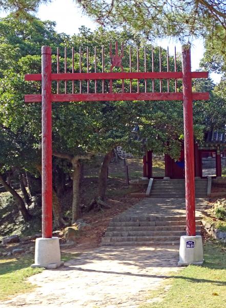 Chungmusa Shrine Hongsalmun
