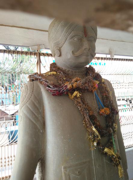 Uyyalawada Narasimha Reddy statue
