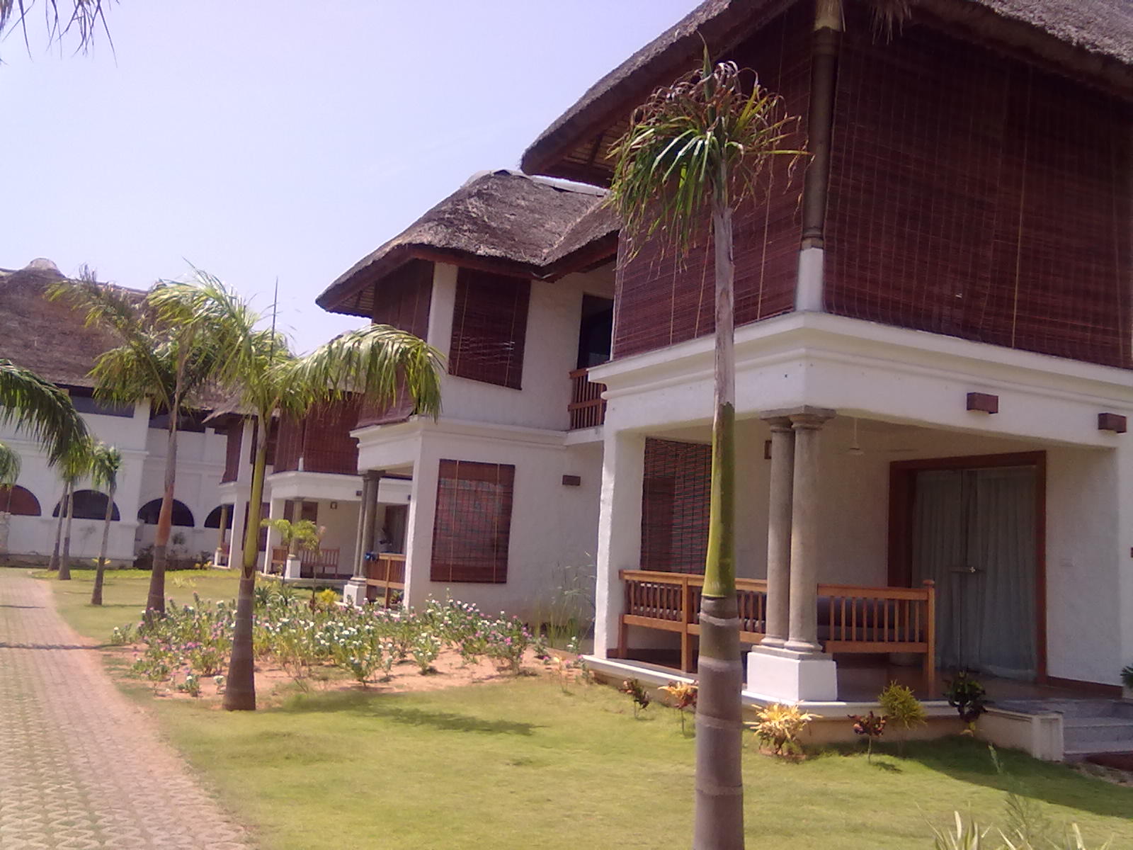 Le Pondy Resort