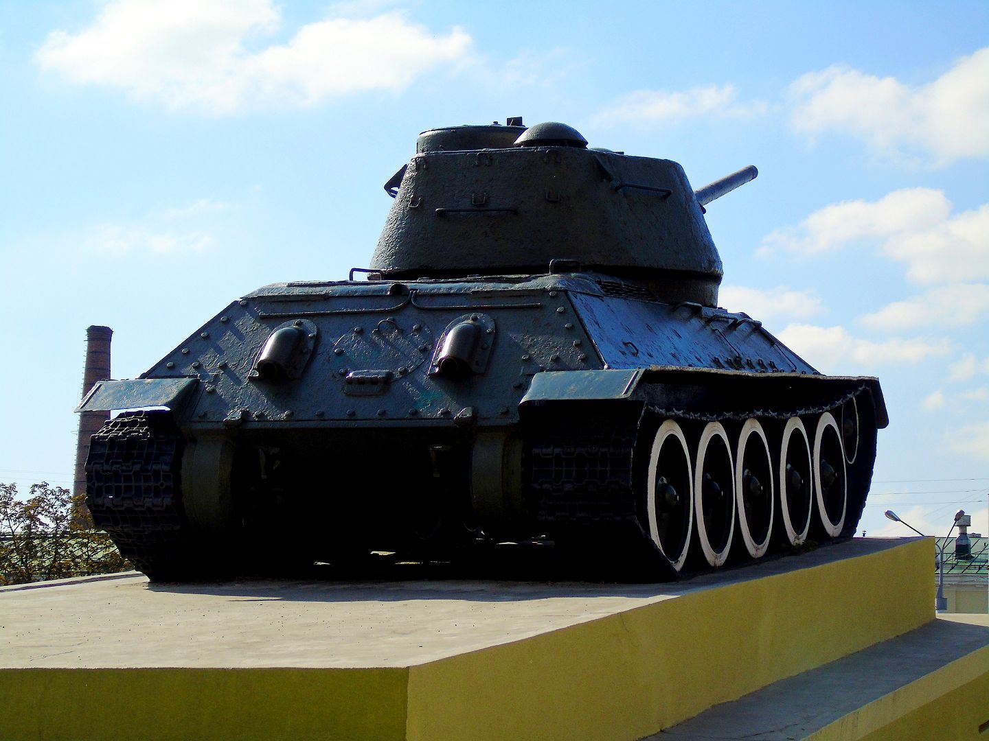 T34 tank monument - Homieĺ