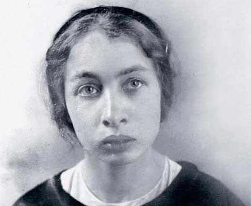 Memorial at place of Fanni Kaplan's attempt on Lenin - Moscow ...