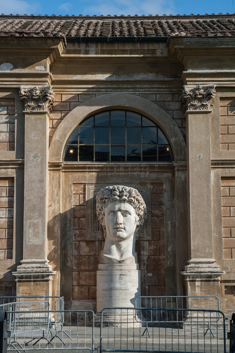 Giant Augustus head - Rome