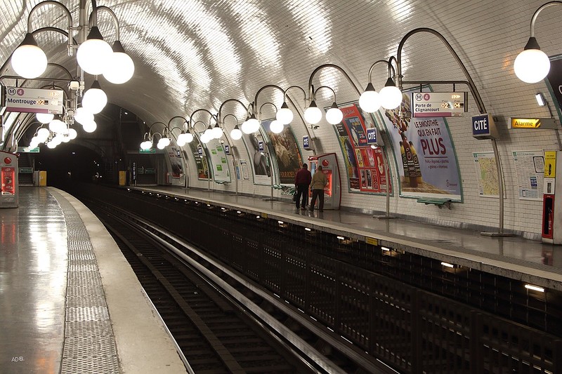Métro "Cité" (ligne 4) - Paris