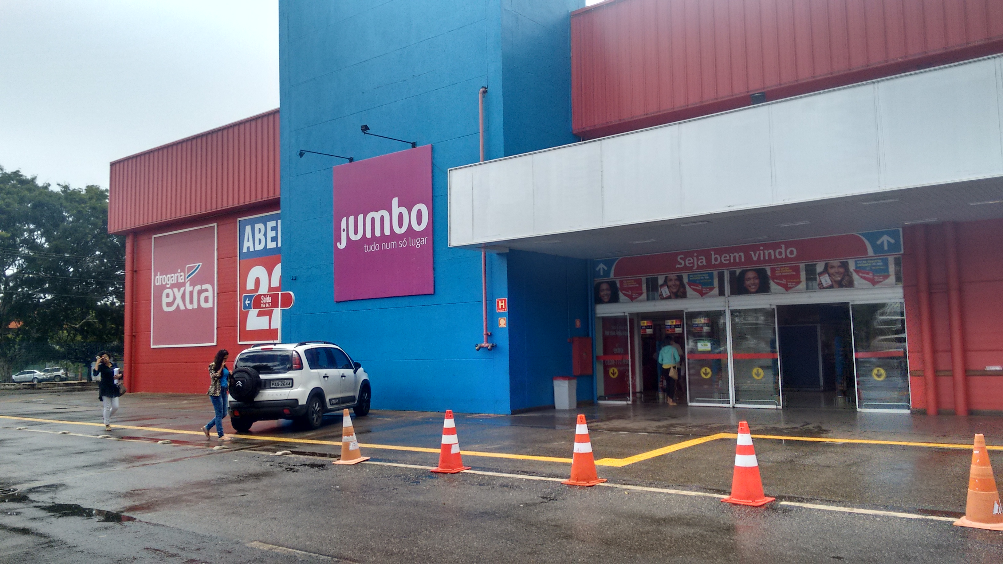 Extra Hipermercados / Assaí Atacadista - Brasília Sul - Setor de ...