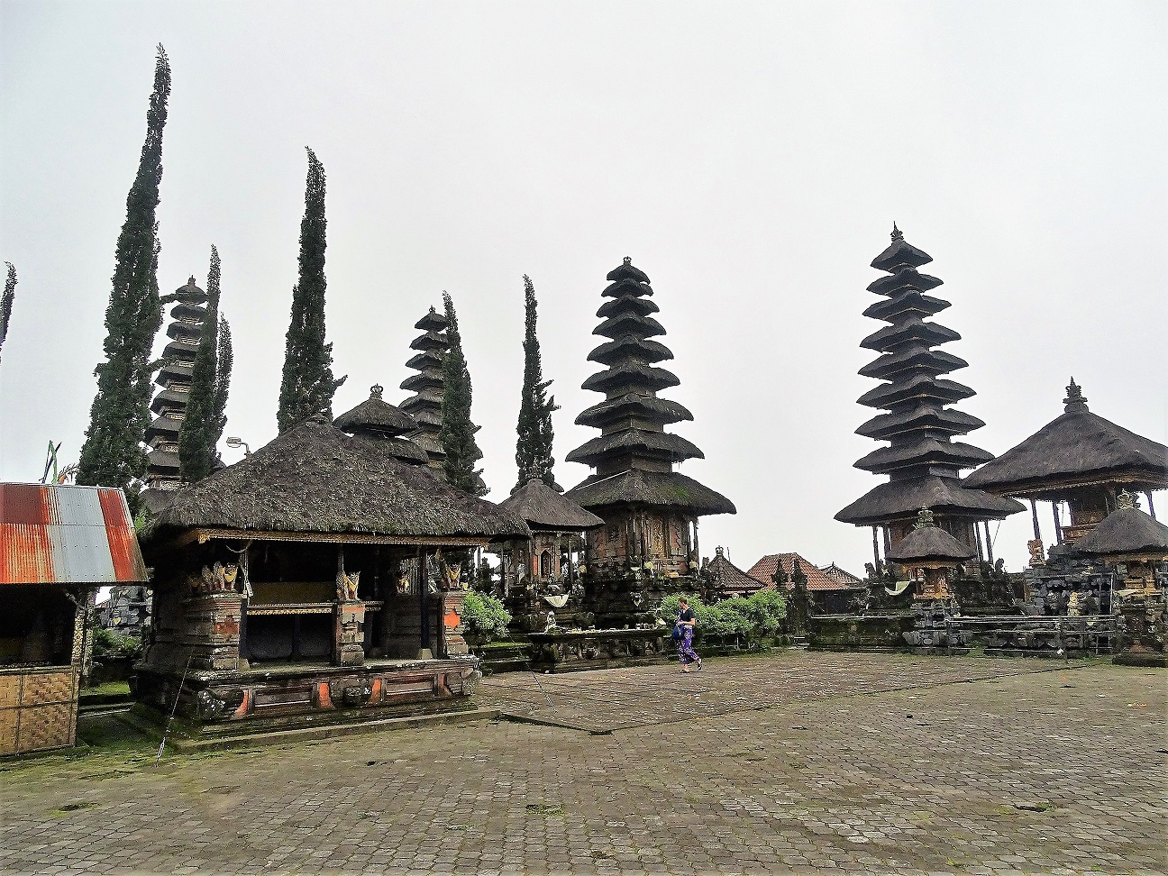 Utama mandala (jero)