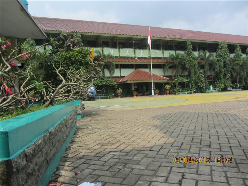 SMA Negeri 71 Jakarta